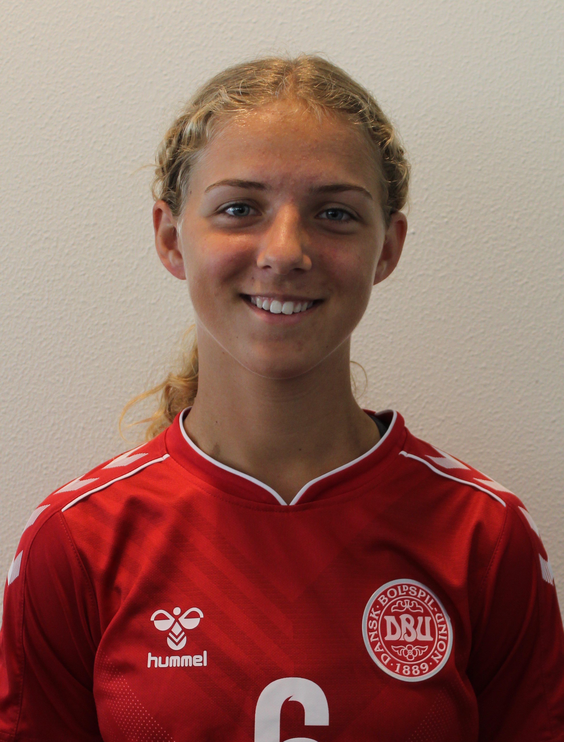 Camille Larsen's Instagram, Twitter & Facebook on IDCrawl